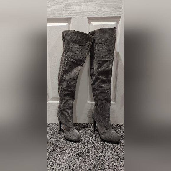 Report Signature | Shoes | New Report Signature Gray Suede Thigh High ...